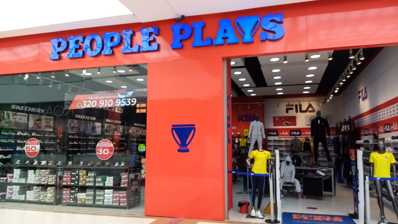 Las 8 mejores tiendas de sneakers en Colombia para 2023 - Mundo Sneakers