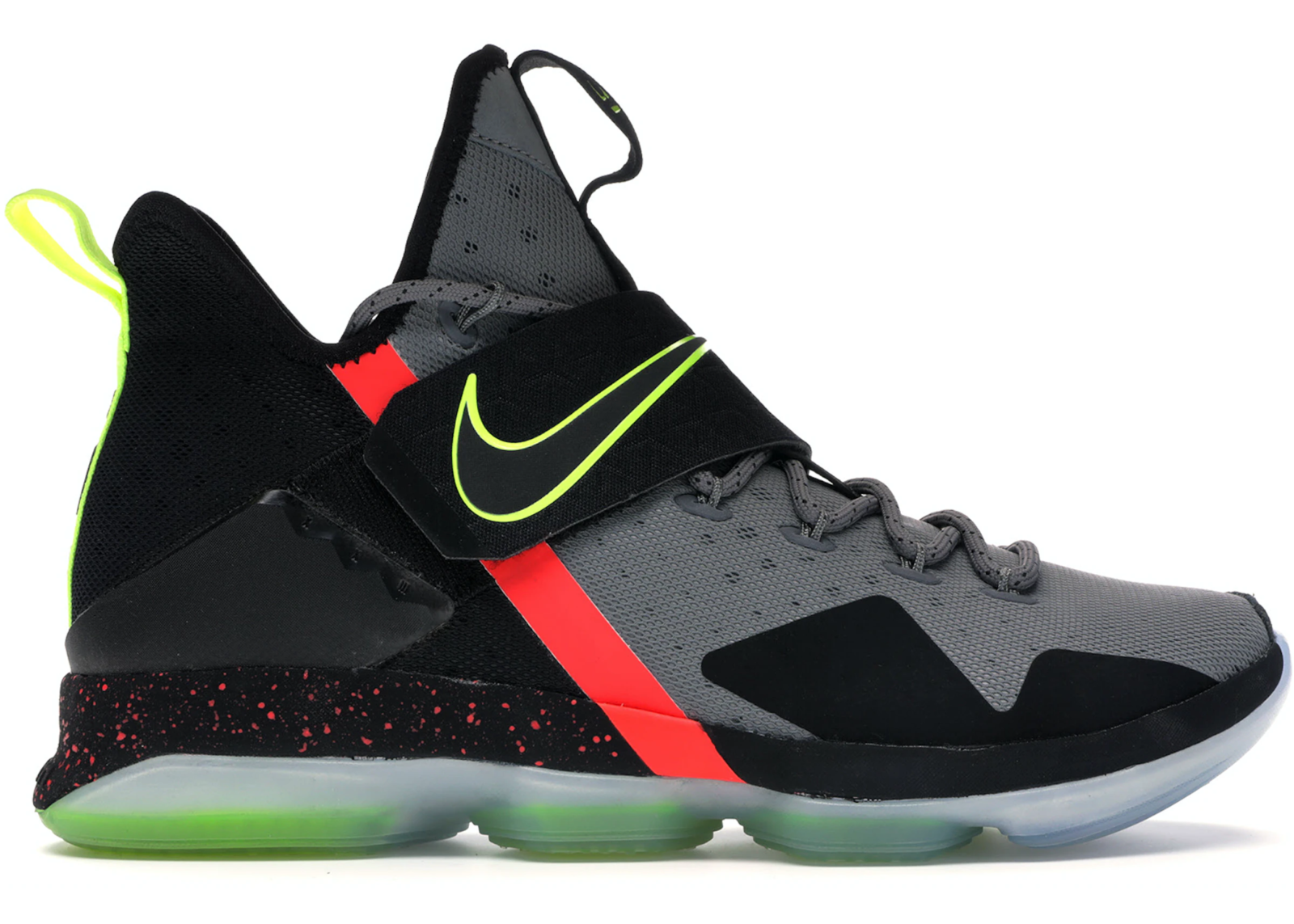 El viaje por las zapatillas de LeBron James: conoce todos los modelos ...